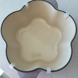 Le Creuset | Kitchen | New Le Creuset 225 Qt Flower Cocotte Cast Iron ...